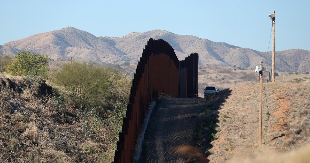 PBS News Hour | The facts behind the administration’s border ‘crisis ...