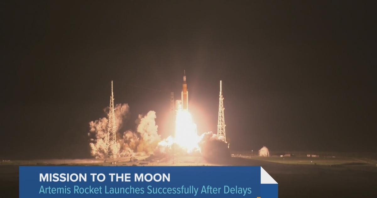 Chicago Tonight | NASA Launches Moon Rocket 50 Years After Apollo ...