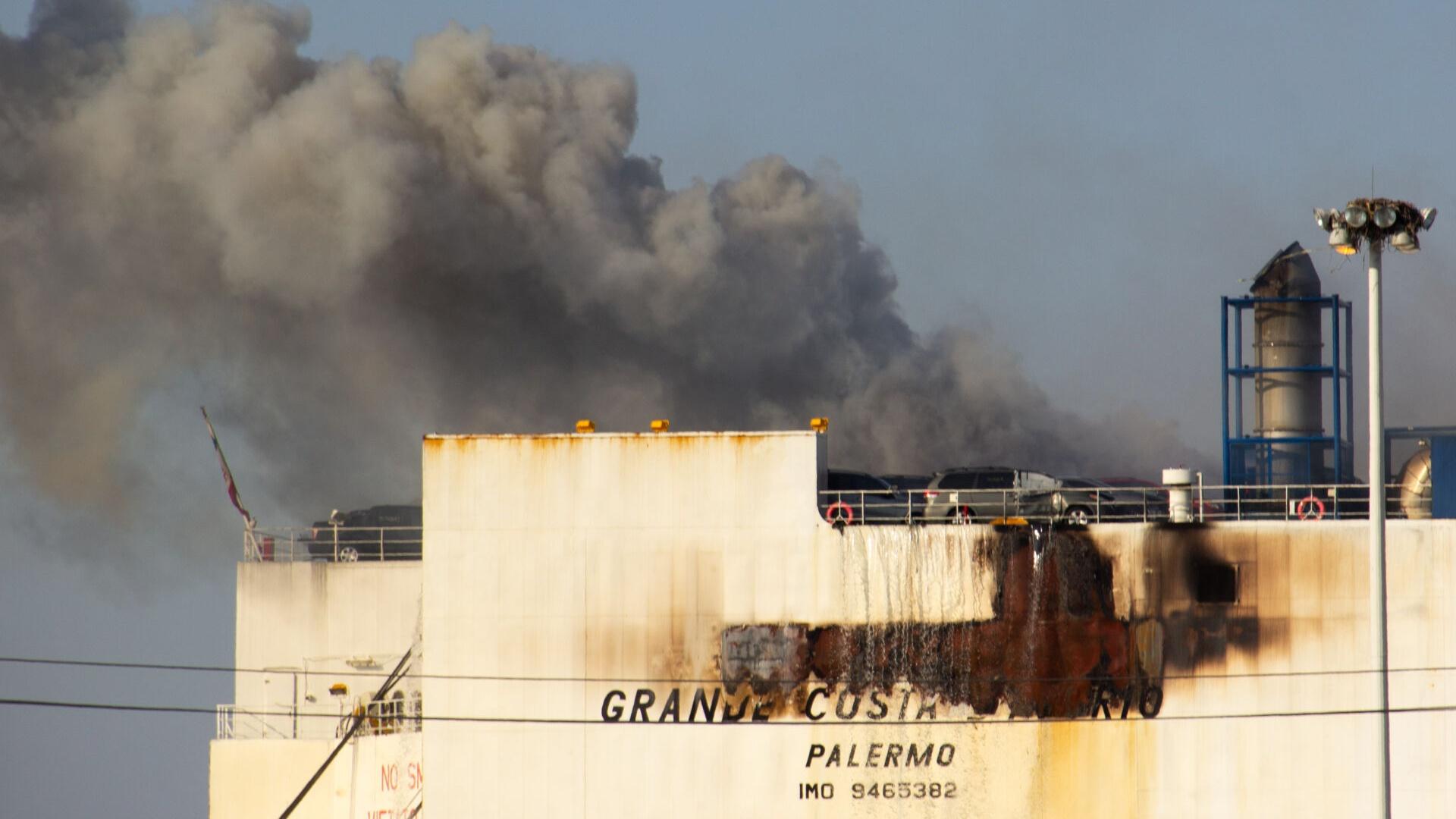 Newark fire unprepared for fatal ship fire, investigation | NJ ...