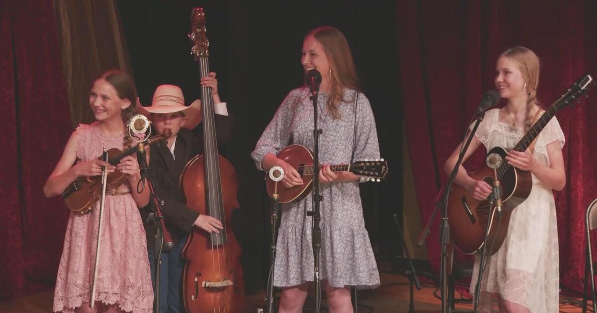 WoodSongs Kids | Adalyn Ramey & Arizona Wildflowers | Season 2 | PBS