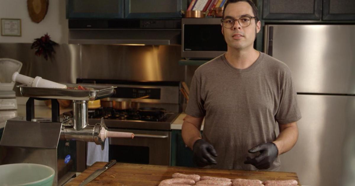 BBQ with Franklin | Sausage | Episode 2 | PBS