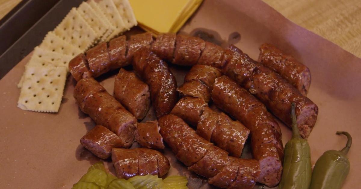 BBQ with Franklin | Preview: Episode 2: Sausage | PBS