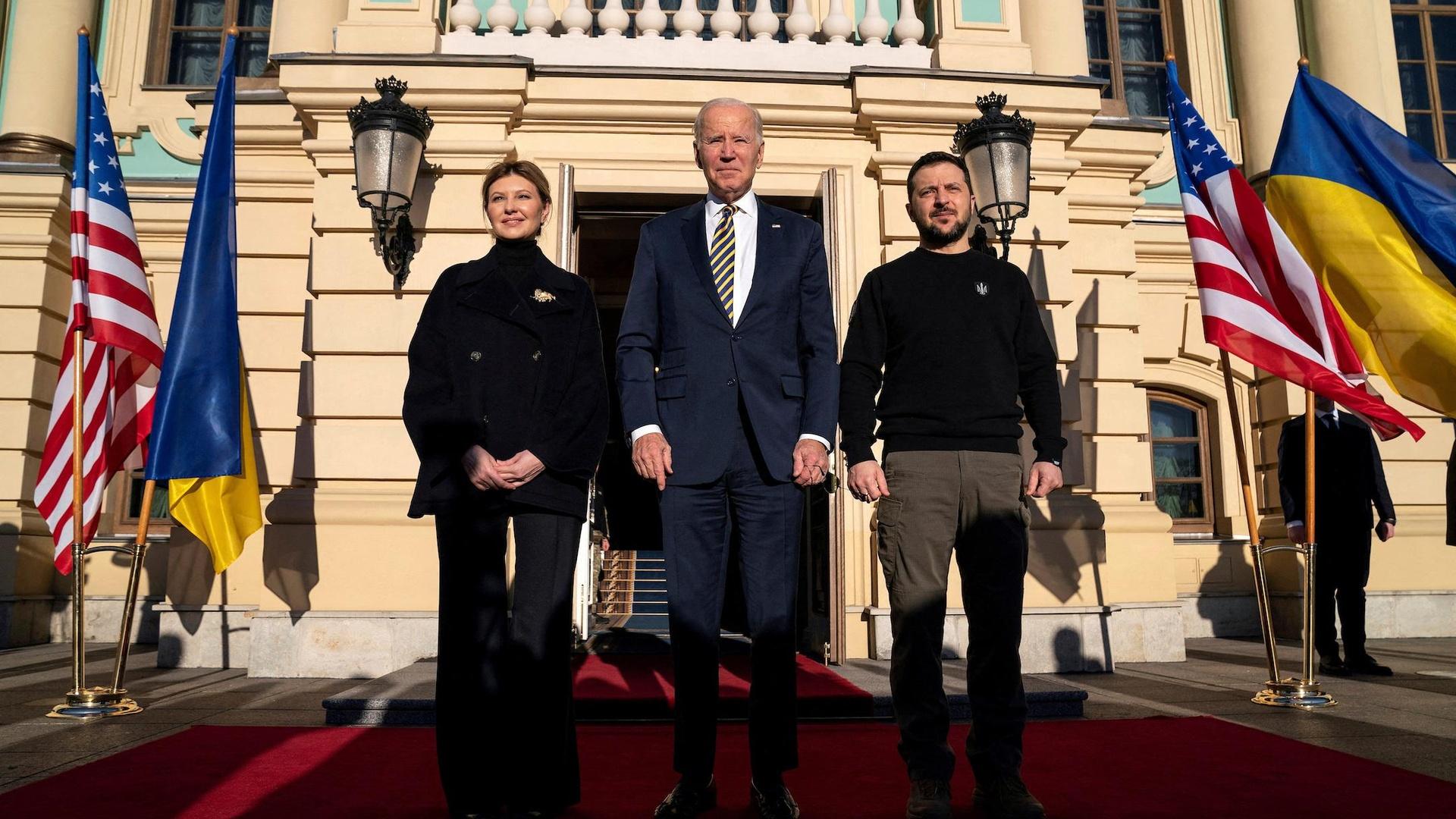 Biden shows solidarity with Ukraine in surprise visit | PBS News Hour ...