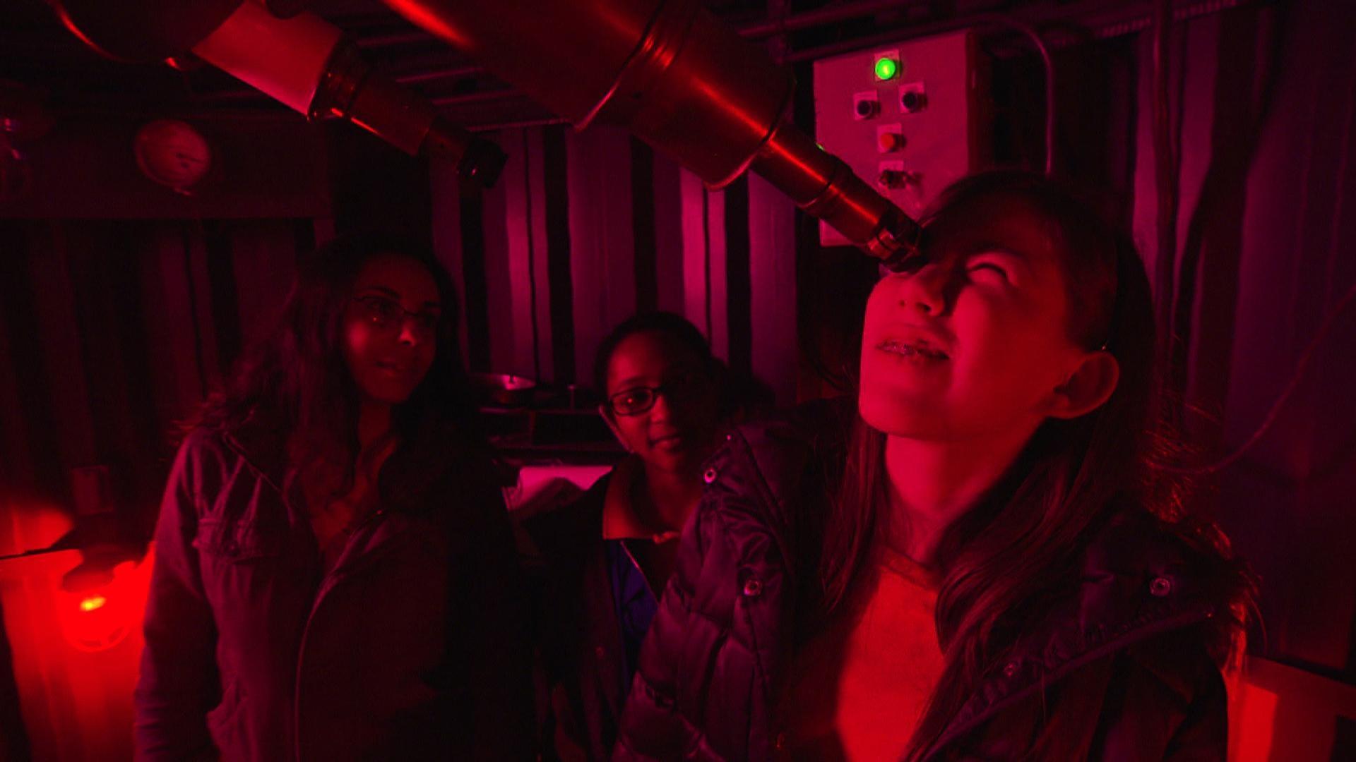 Star Power - Full Episode | SciGirls | THIRTEEN - New York Public Media