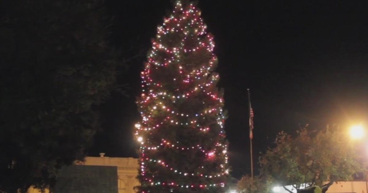 Valley PBS Community byYou | Sanger Christmas Tree Lighting | Season ...