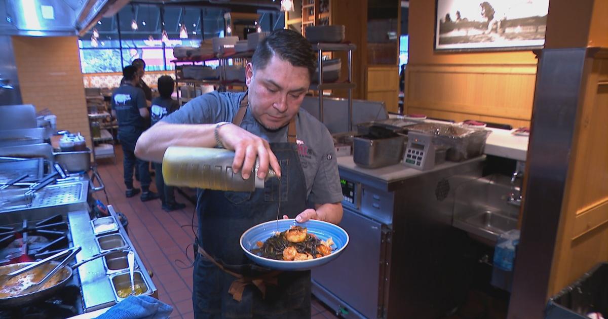 Chicago Tonight: Latino Voices | Purple Pig Executive Chef on His ...