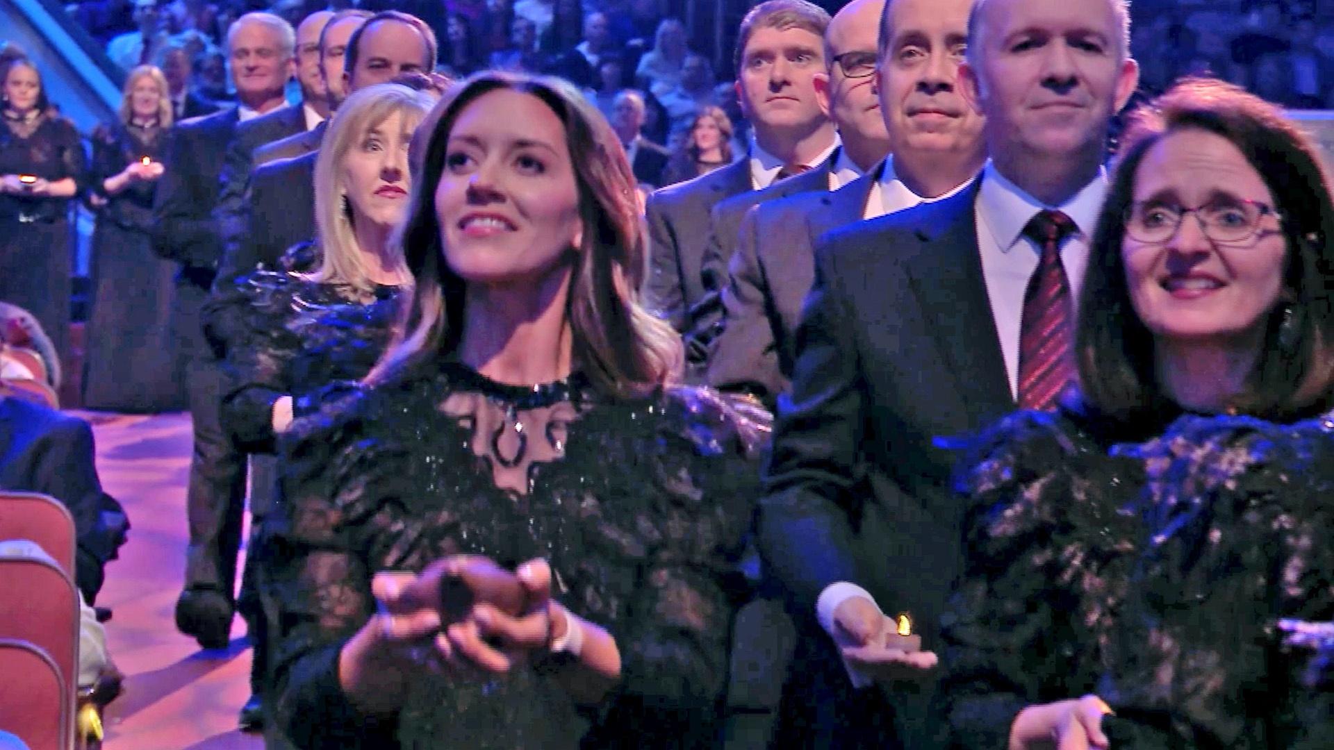 'Twas Midnight in the Stable | Christmas With The Tabernacle Choir ...