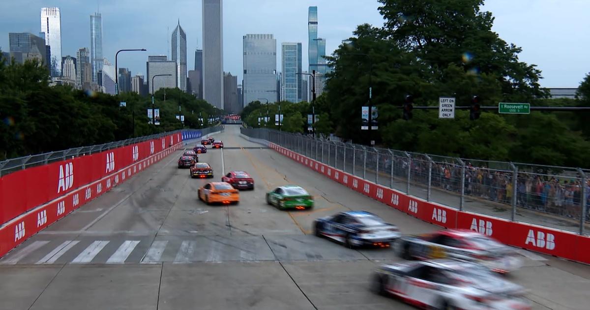 Chicago Tours with Geoffrey Baer | The NASCAR Chicago Street Race | PBS
