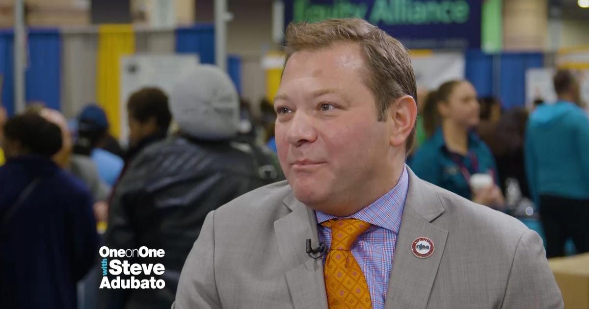 One-on-One | Teaching Students How to Scout Out Truthful News Sources ...