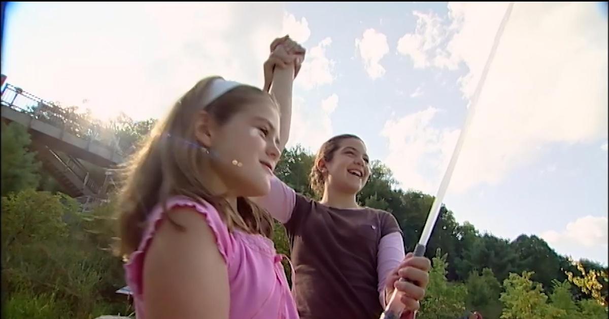 DragonflyTV | Gravity Fountain | Season 6 | PBS