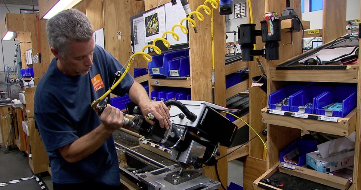 CareerExploreNW | Electromechanical Equipment Assembler - Monty Lomazzi ...