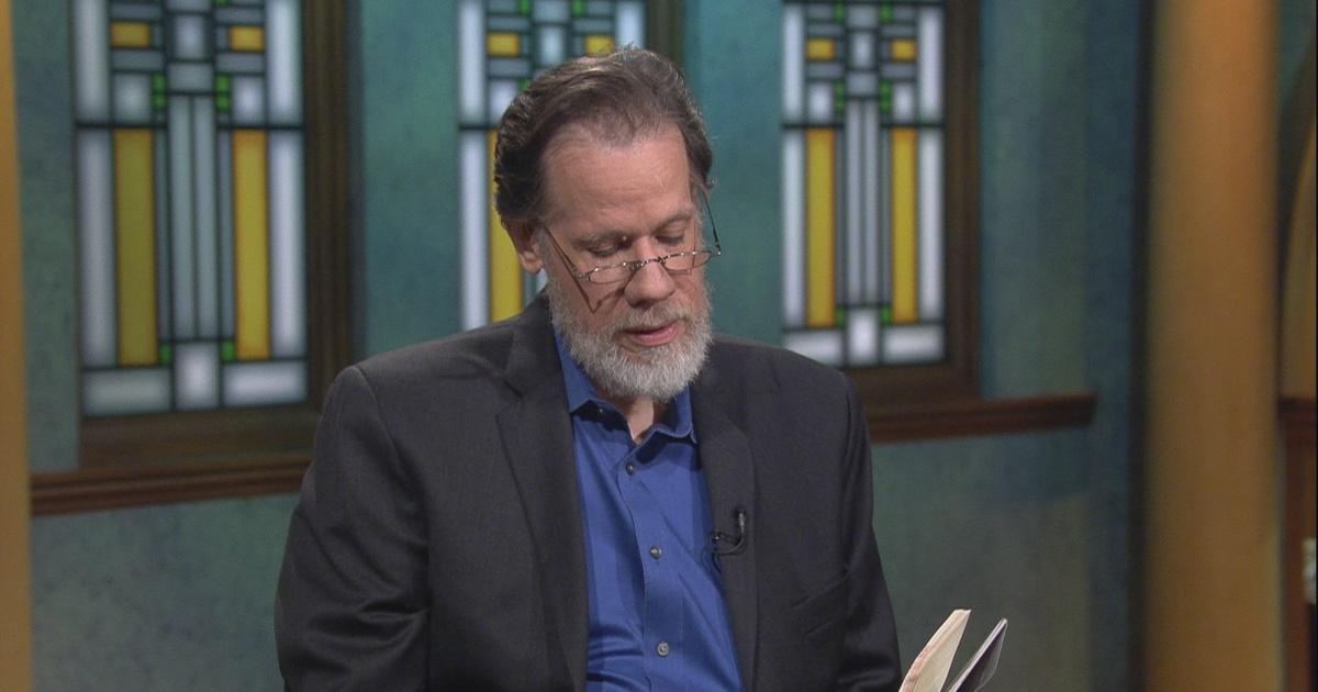 Chicago Tonight | Web Extra, Martin Espada Reads 'The Beating Heart ...