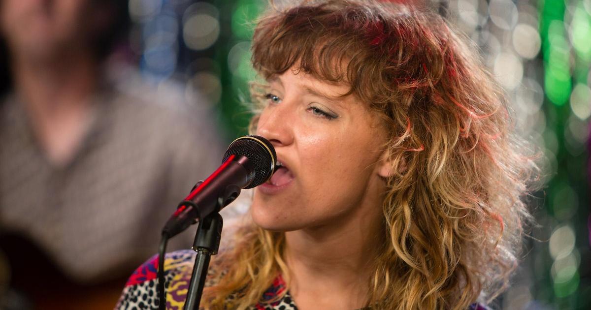 Sounds on 29th | Emma Mayes & The Hip Web Extra "Public" | PBS