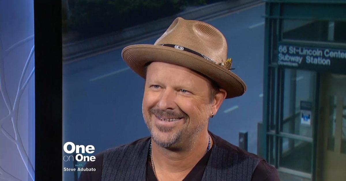 One-on-One | Photographer Danny Clinch Captures Music Legends on Film ...