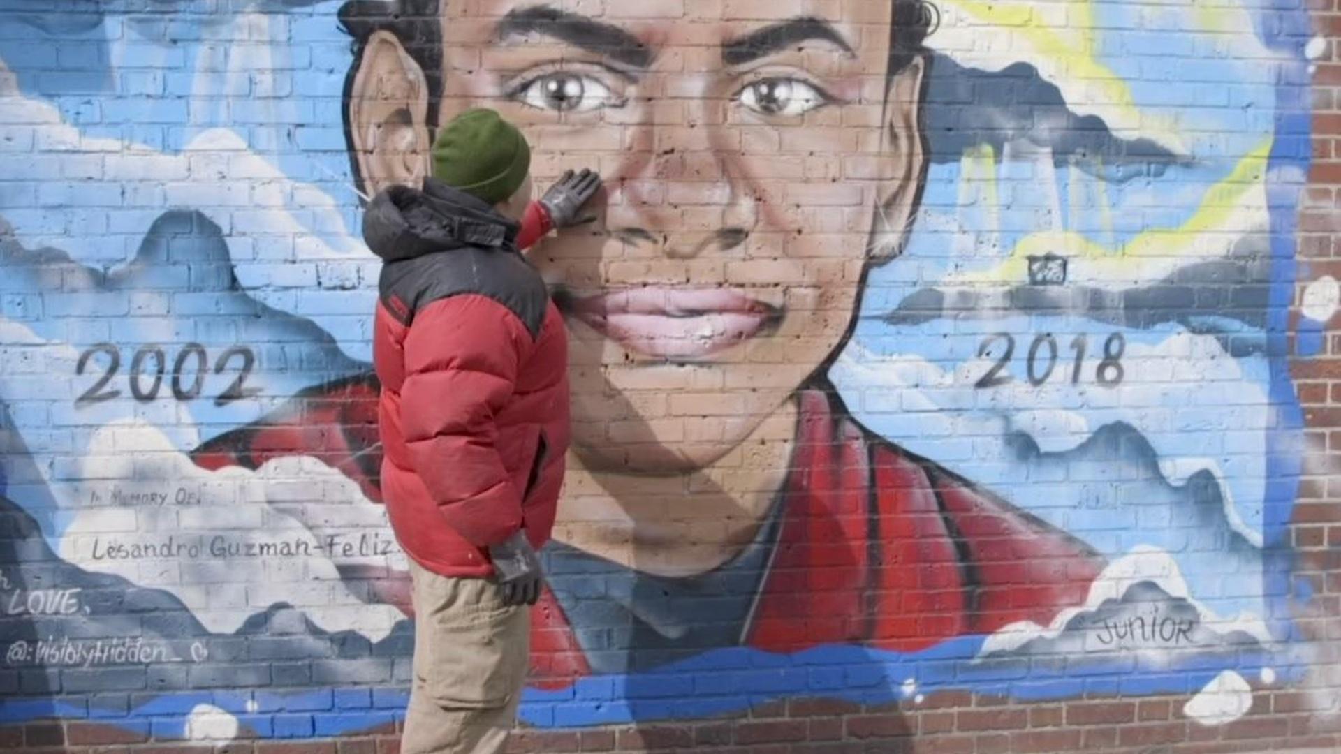 Mural highlights Bronx teen’s death from gang violence | PBS NewsHour ...
