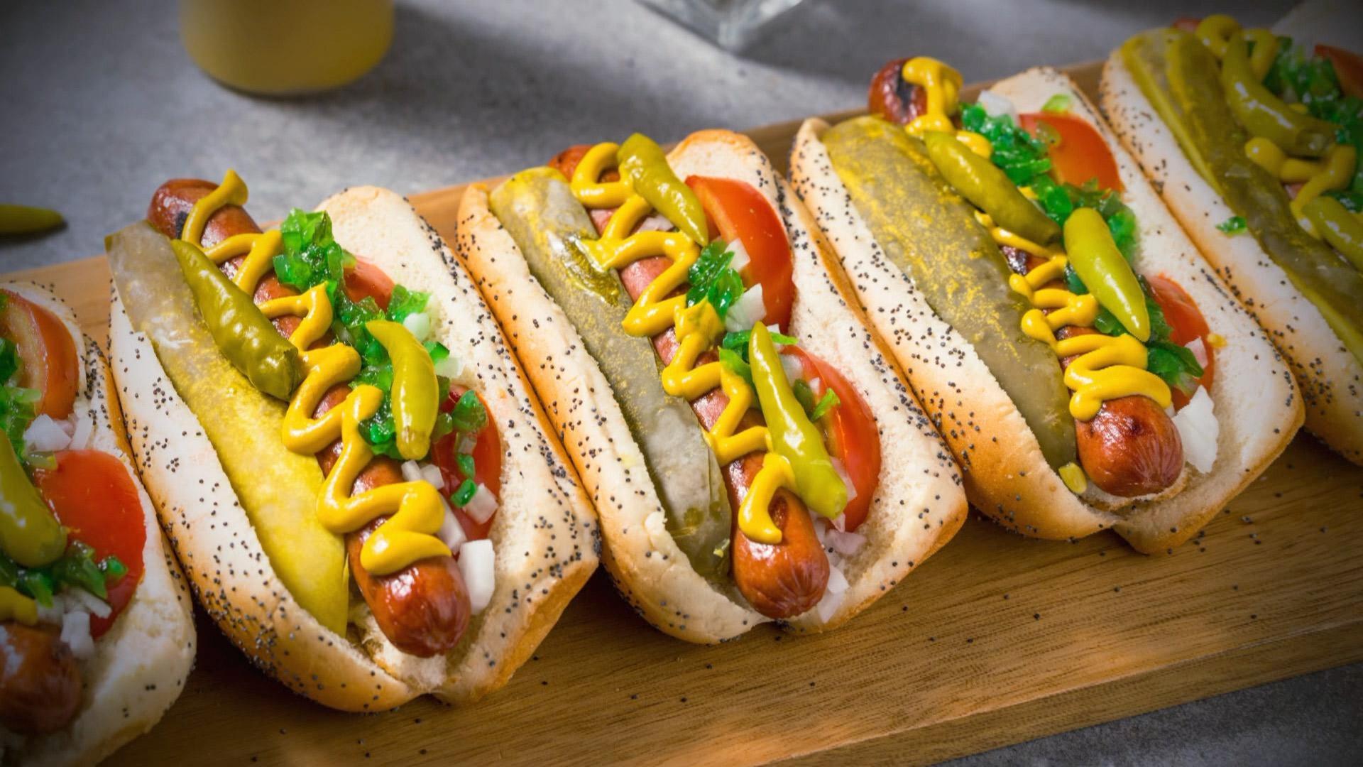 A Symphony on a Bun: The Chicago-Style Hot Dog | Chicago Stories ...