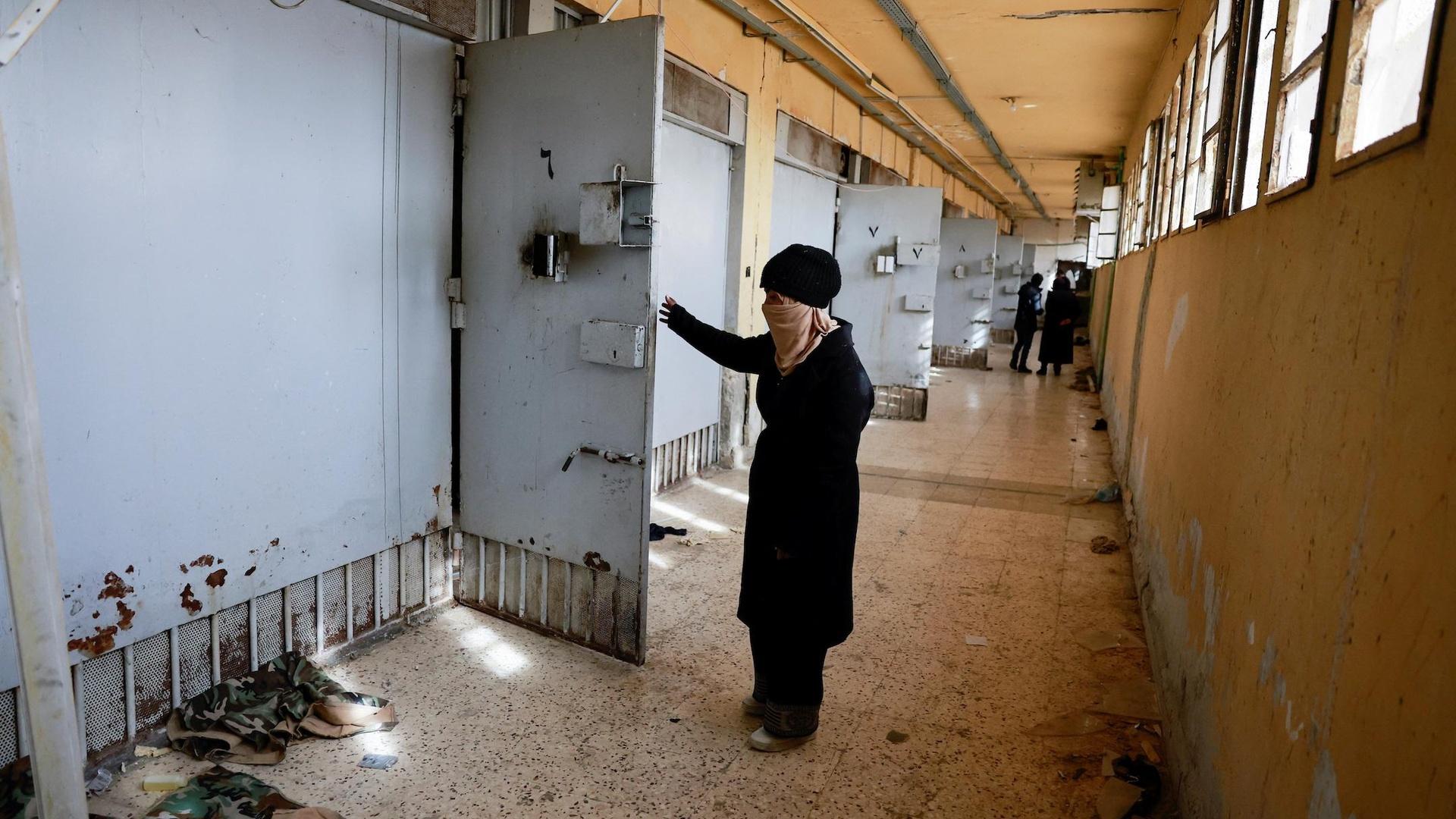 Freed Syrian prisoners describe the horrors they faced | PBS News Hour ...