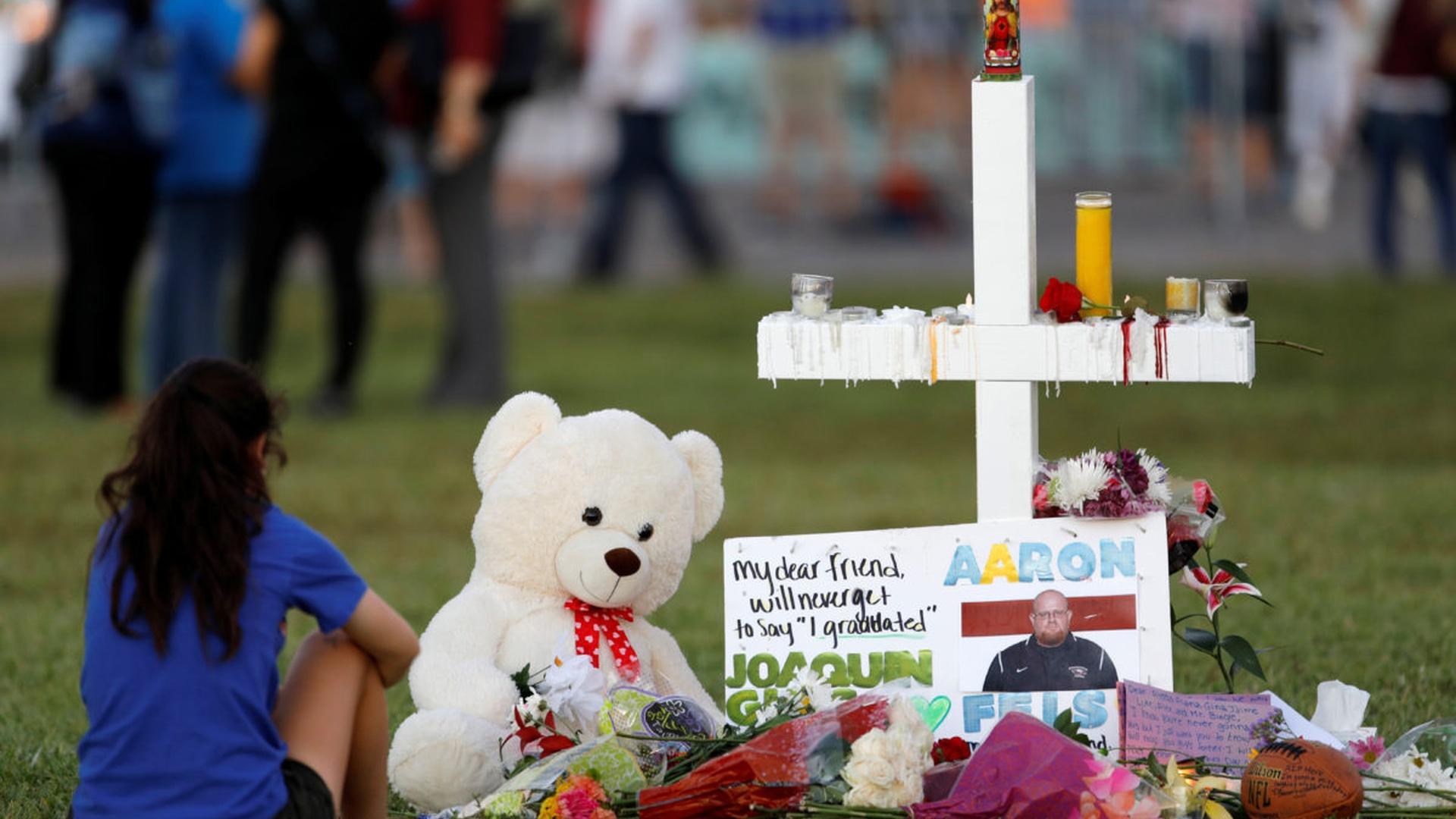 Russia Linked Bots And Trolls Use Tragedy To Sow Confusion Pbs