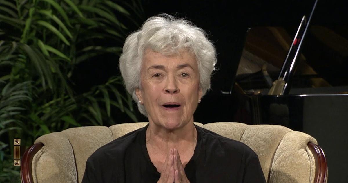 SHOWCASE with Barbara Kellar | Spotlight on Lilias Folan | Season 5 ...