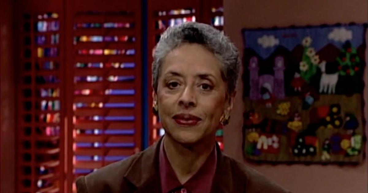 Salsa | Season 2 | Episode 204: Super Armadillo: Trouble from Above ...