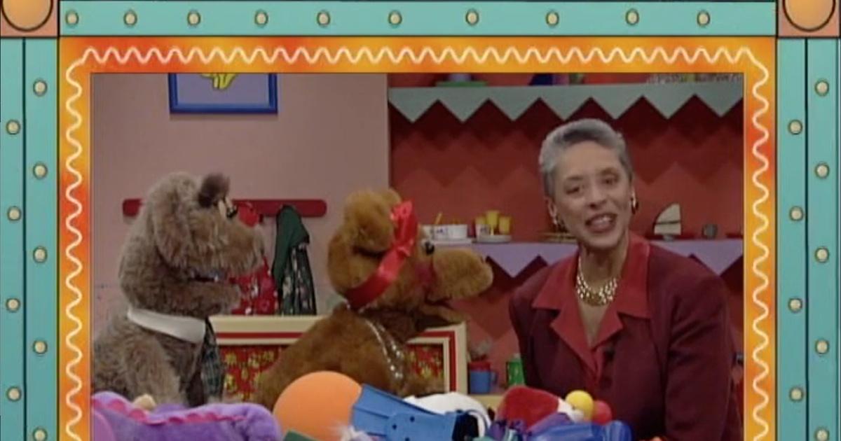 Salsa | Season 1 | Episode 105: The Birthday Party - Intro | PBS