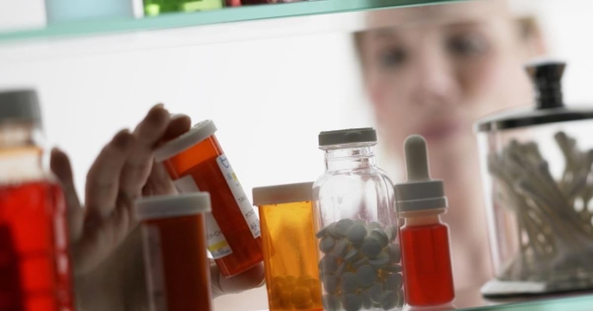 HealthSmart | Prescription Drugs | Season 9 | Episode 902 | PBS