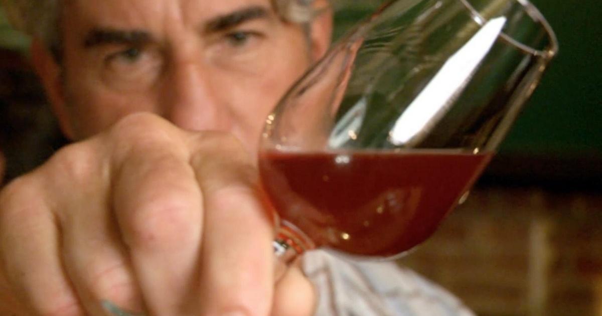 Mike Colameco's Real Food | New York Wine Bar | PBS