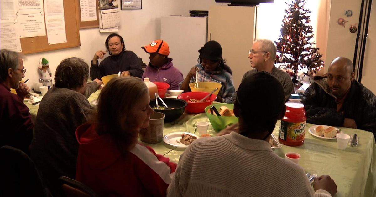 NJTV News | Extended Hand Ministries Helps Homeless This Christmas | PBS