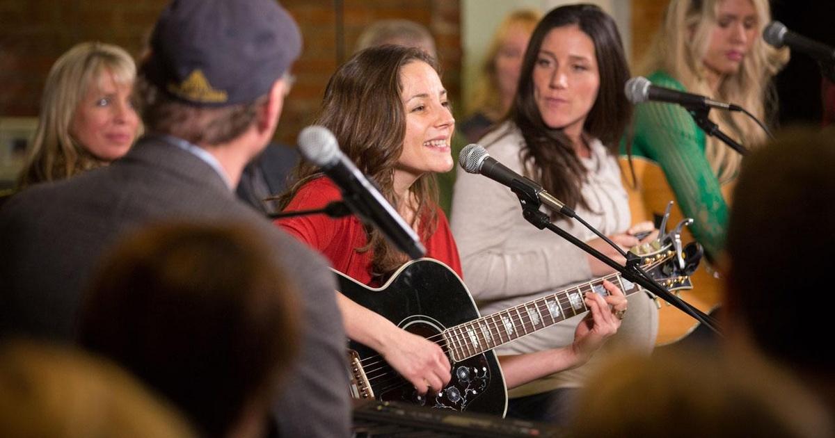 Songs At The Center | Elena Aiello, Dixie Jade, Andrew Salgado | Season ...