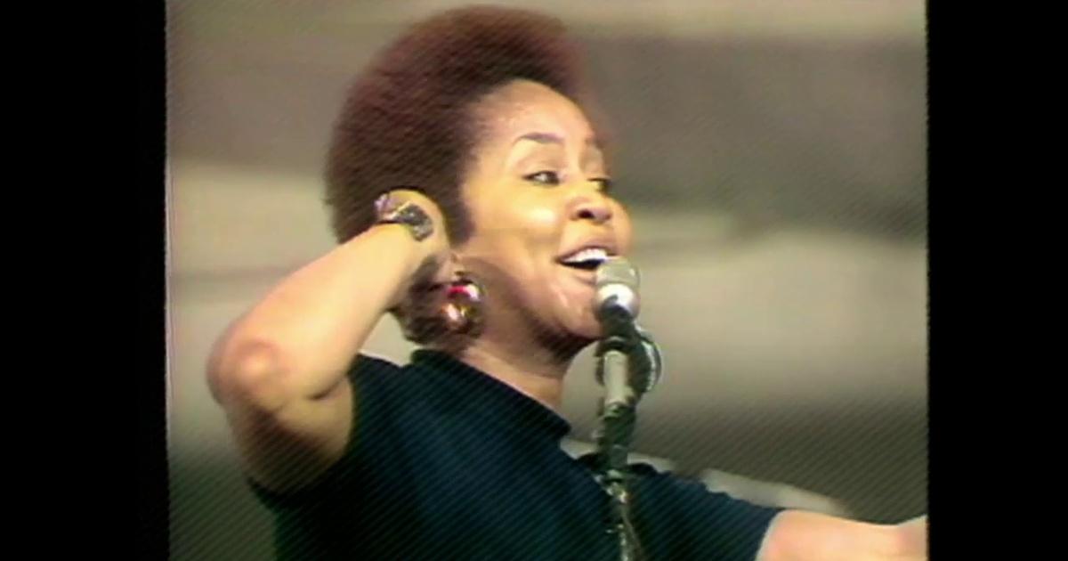 Chicago Tonight | Mavis Staples Biography | Season 2014 | PBS