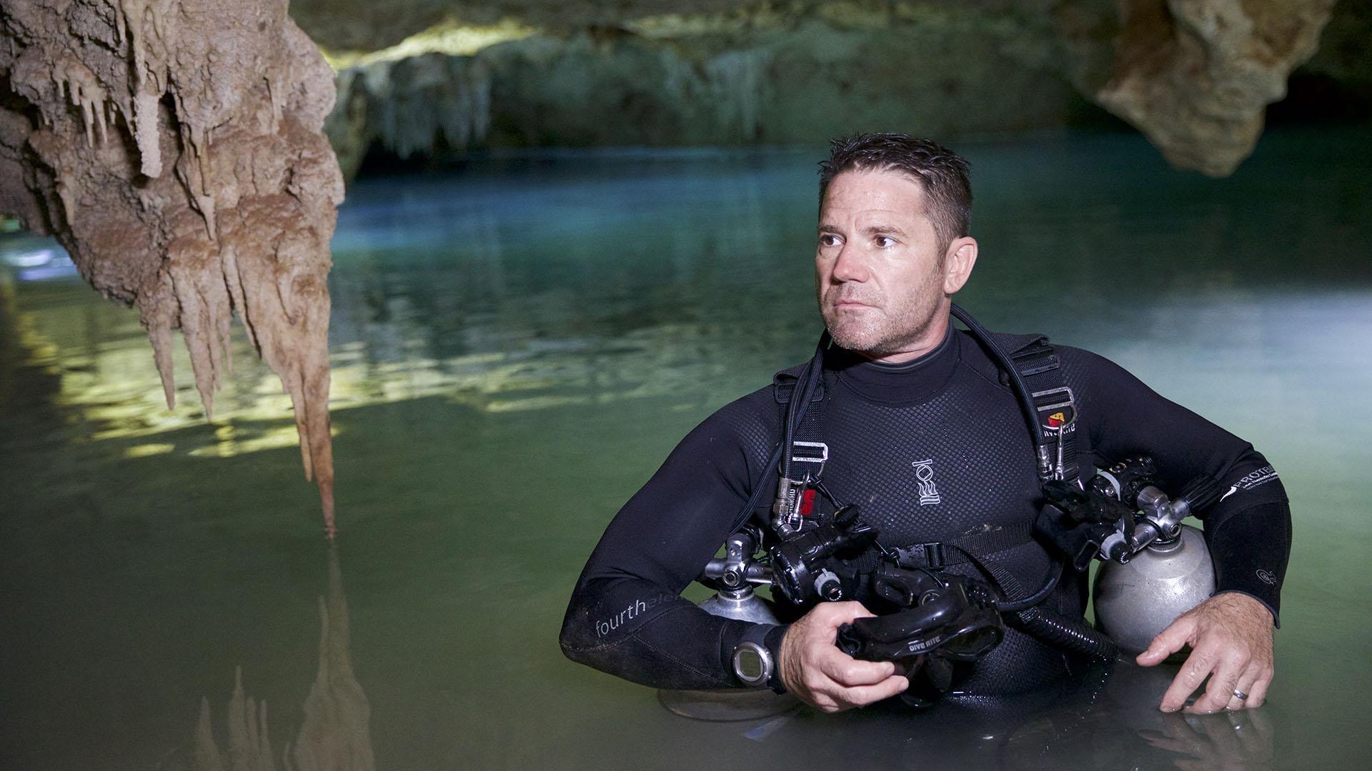 Robbie Prepares The Divers’ Lifeline | Expedition | THIRTEEN - New York ...