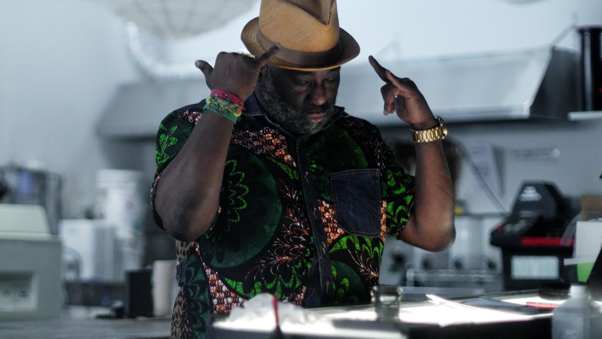 Russell Frederick: Preview | The Darkroom MCs | ALL ARTS