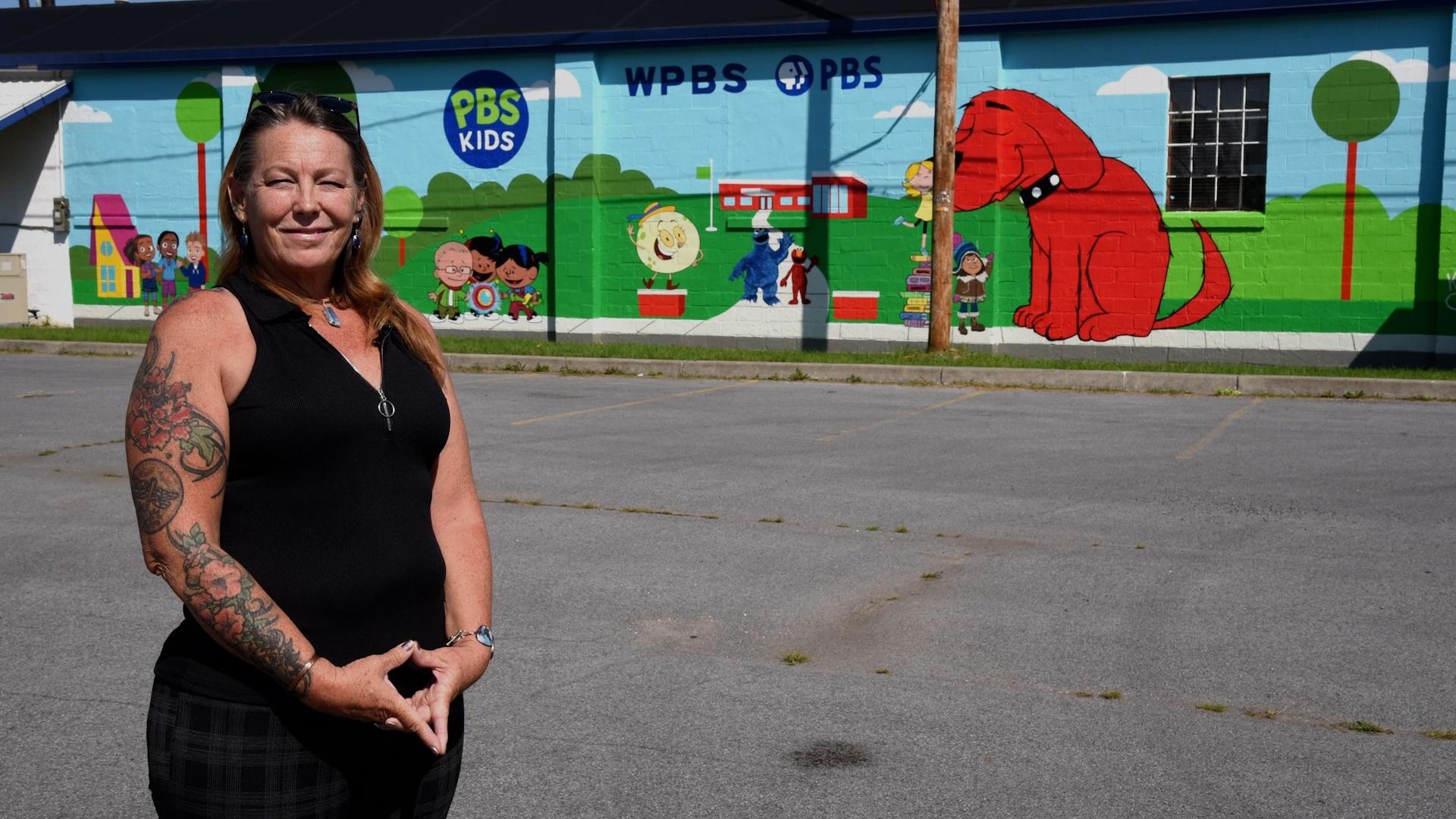 Mural Artist Kelly Curry | Inside the Studio | ALL ARTS