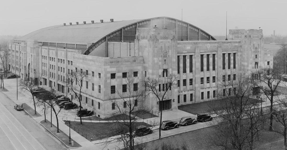 Chicago Tonight | Ask Geoffrey: The Warrior Walls of General Jones ...