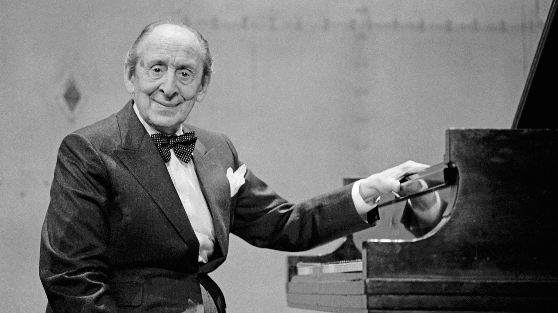 Horowitz Performs Rachmaninov's Opus 32 No. 12 | Great Performances ...