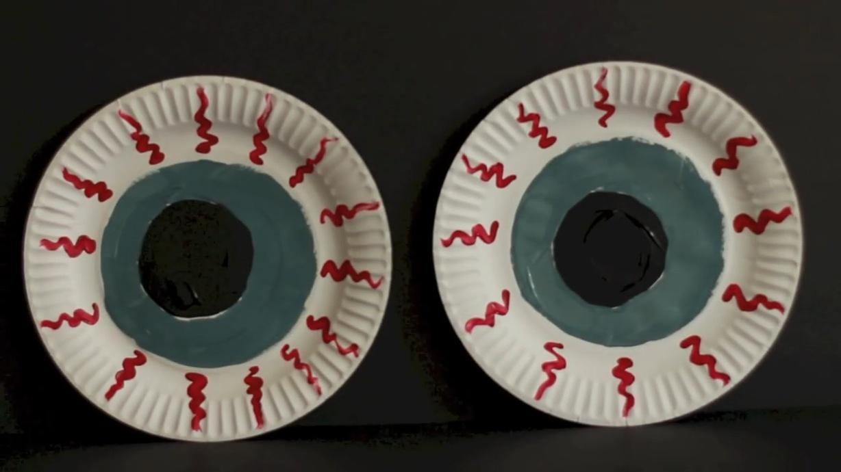 Spooky Paper Plate Eyes | Watch on PBS Wisconsin