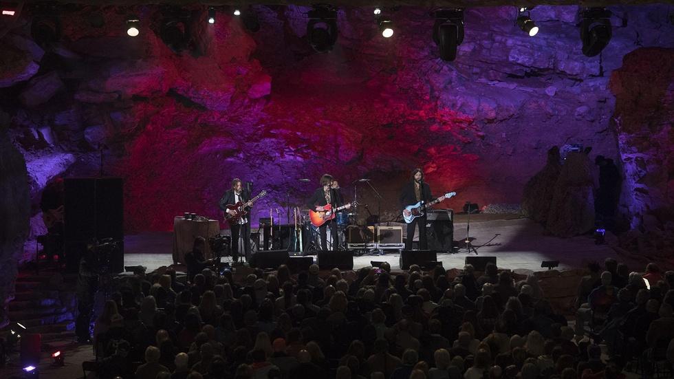 Bluegrass Underground - Aaron Lee Tasjan "The Dangerous Kind" - Twin ...