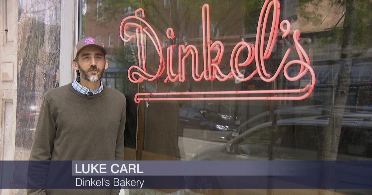 Chicago Tonight | Classic Neon Signs Up for Auction | Season 2022 | WTTW