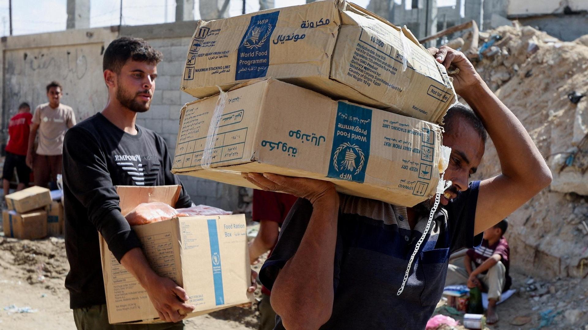 Relief groups ready to surge aid to Gaza as ceasefire holds | PBS News ...