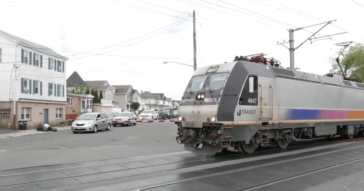 NJ Spotlight News | NJ Transit to restore dozens of trains as riders ...