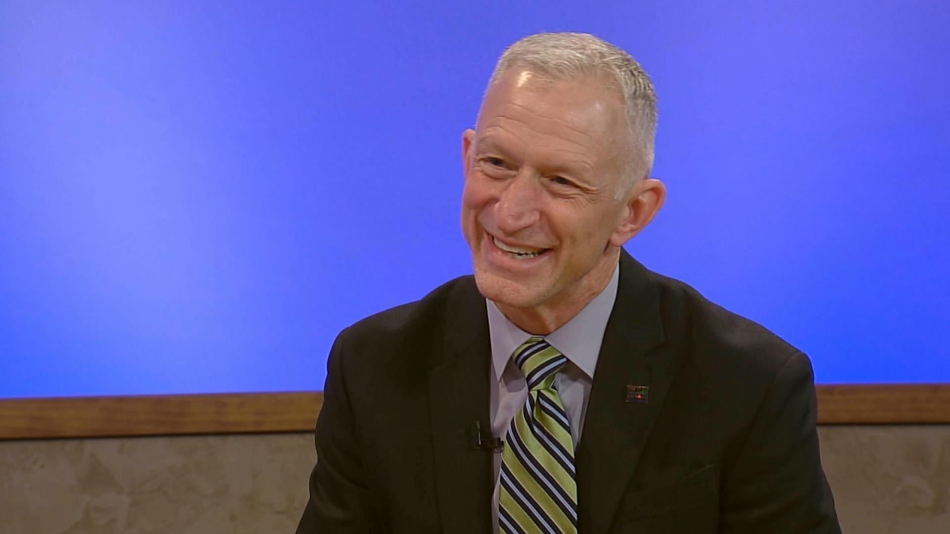 Almanac - Duluth Mayor-Elect - Twin Cities PBS