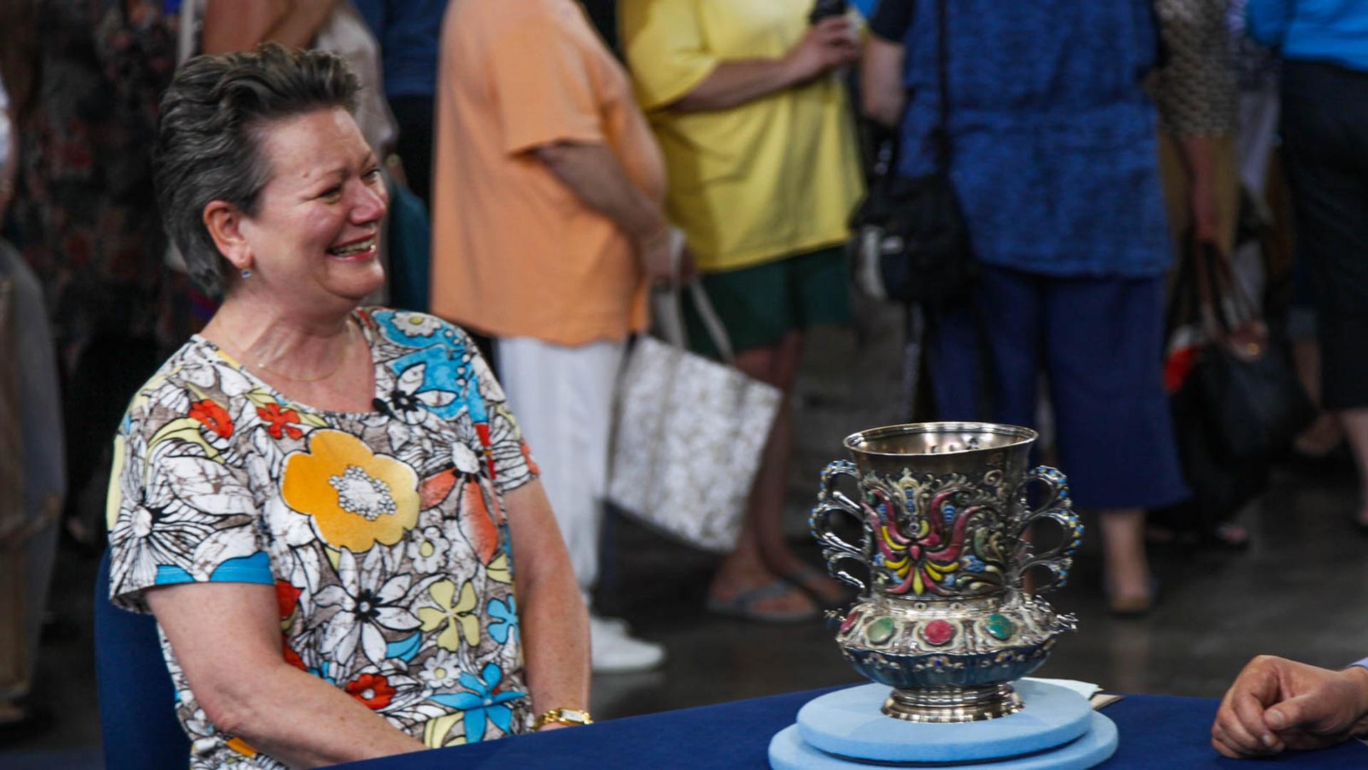 Pretty or Pretty Ugly? | Antiques Roadshow | ALL ARTS