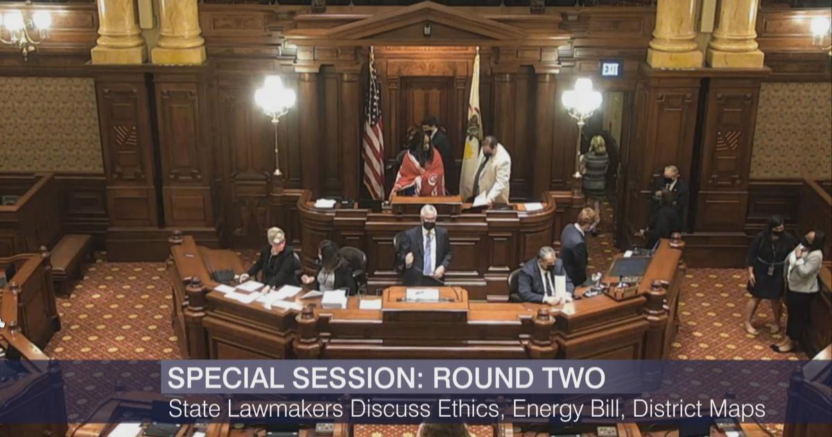 Chicago Tonight | Spotlight Politics: Illinois Dems Pass New District ...