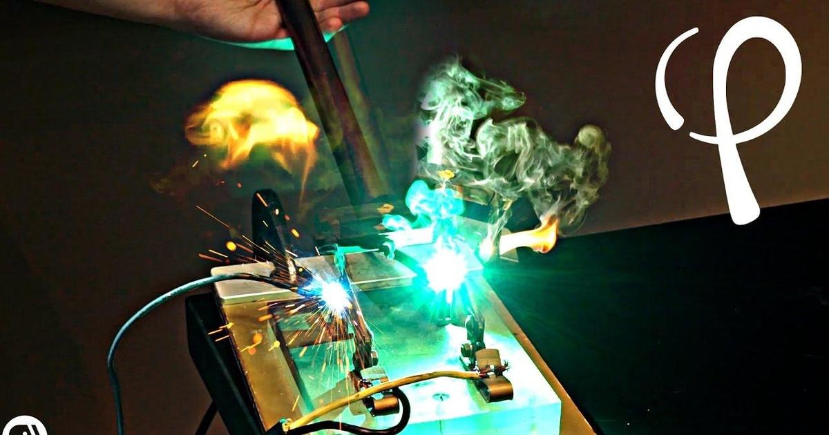 Physics Girl | Why outlets spark when unplugging - EMF & Inductors ...