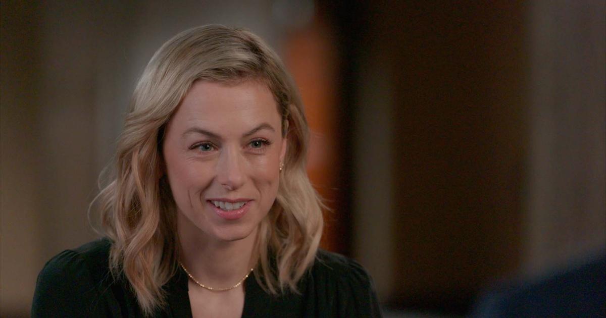 Finding Your Roots | Iliza Schlesinger's Comedic DNA Cousin is Revealed ...