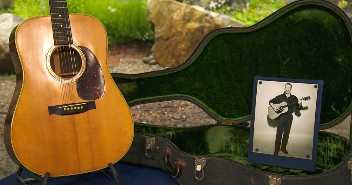 Antiques Roadshow | Appraisal: 1963 C.F. Martin D-28 Guitar with Case ...