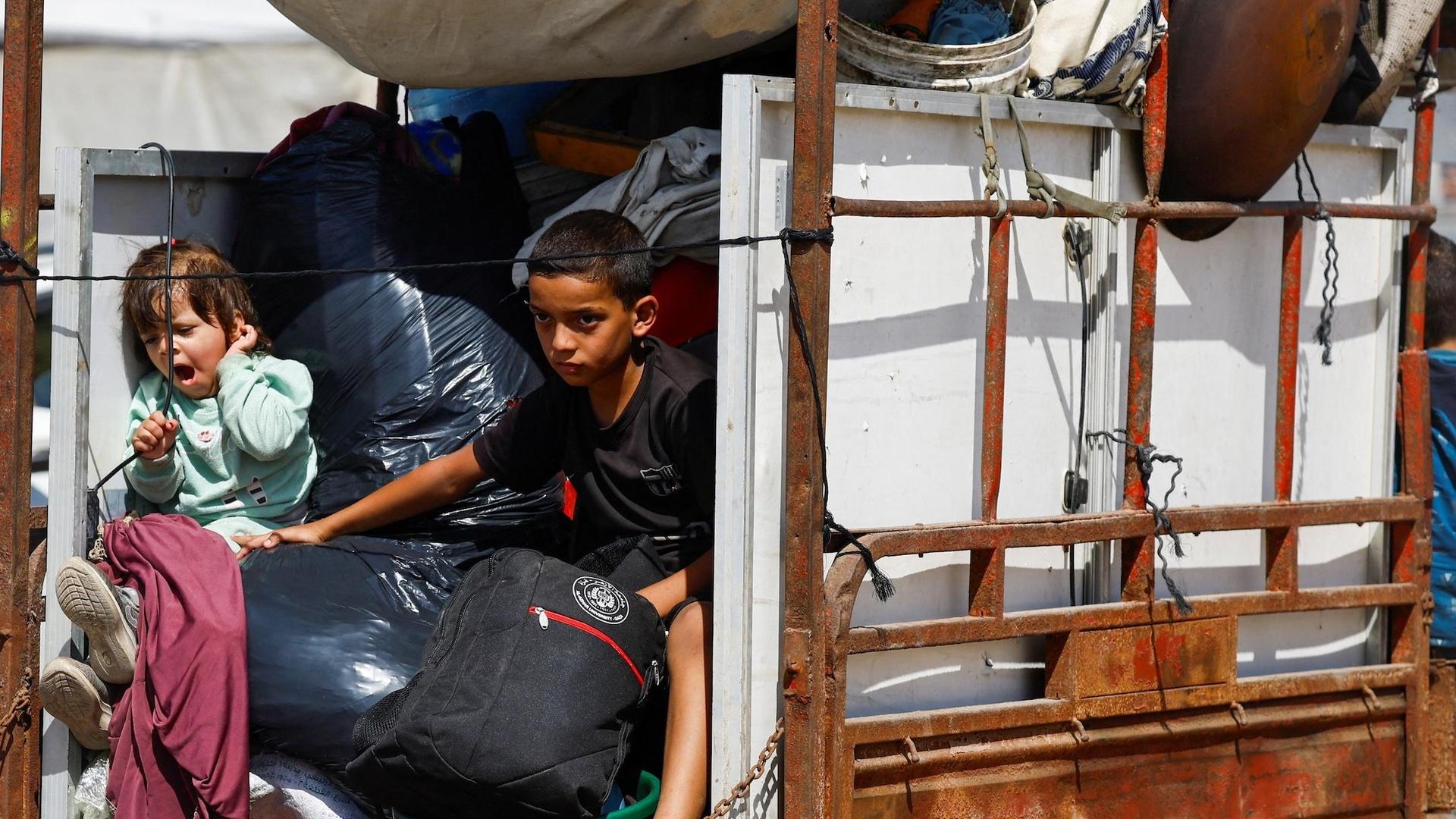 War leaves Gaza’s children with physical and emotional scars | PBS News ...