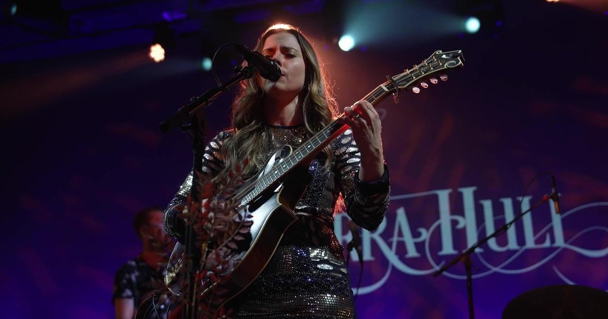 PBS News Hour | Sierra Hull on her journey to becoming a mandolin ...