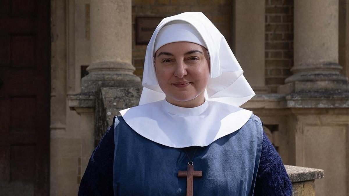 Sister Julienne Confronts Sister Veronica | Call the Midwife | THIRTEEN ...