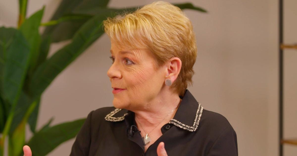 KERA Videos | Woman conductor paves the way for others | PBS